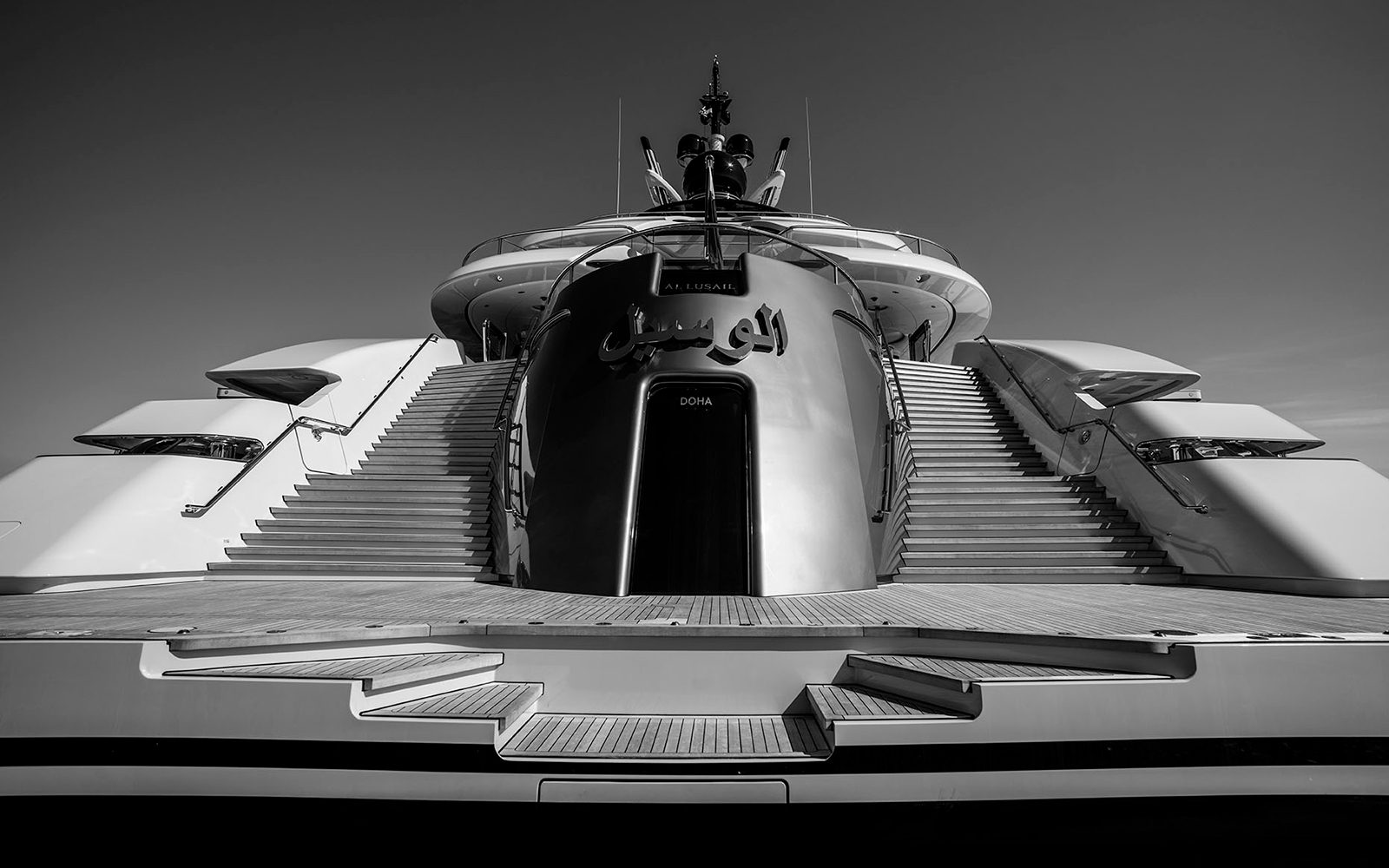 Yacht AL LUSAIL, Lurssen | CHARTERWORLD Luxury Superyacht Charters